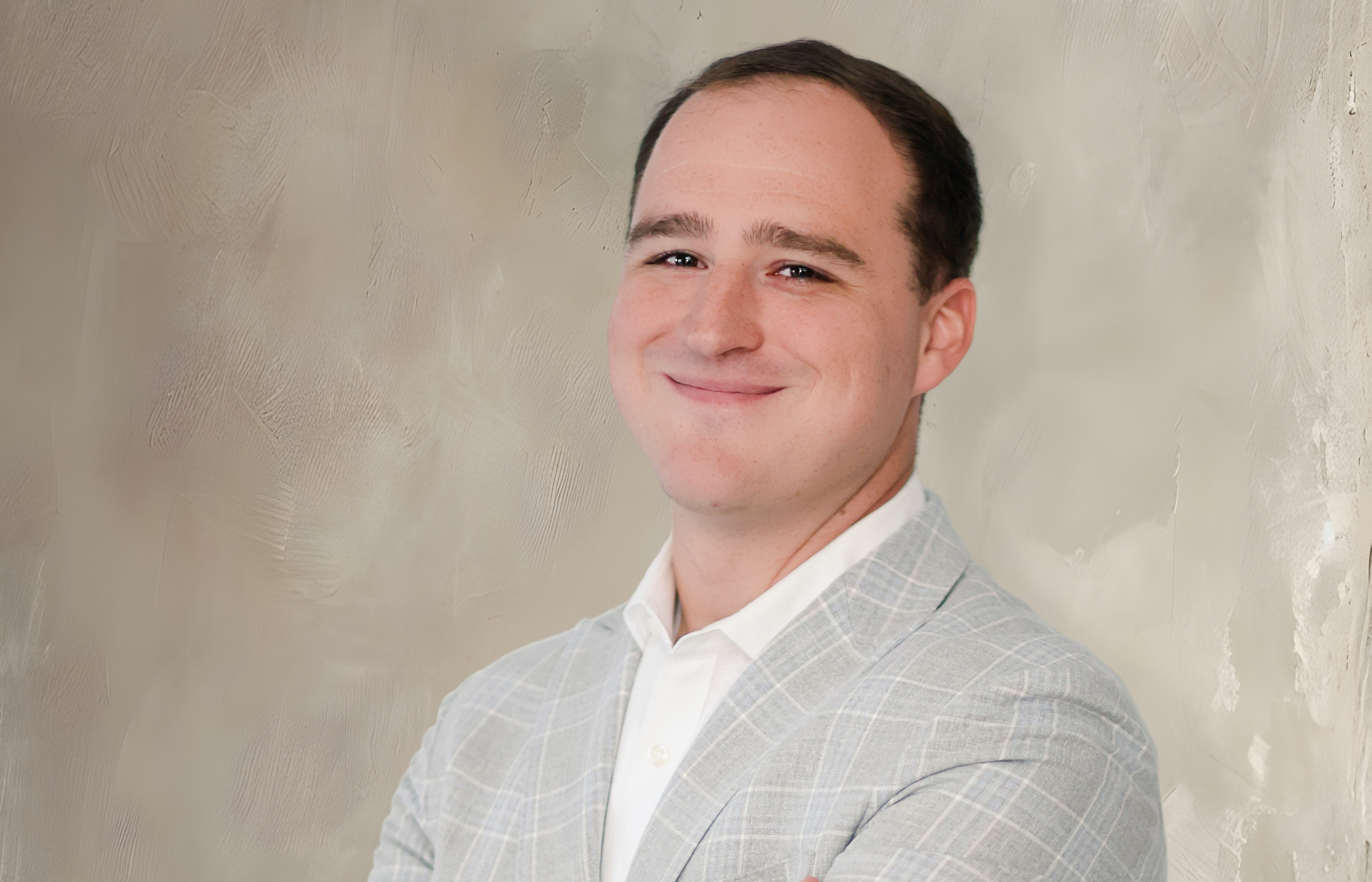 Laura McCarthy: Home Page